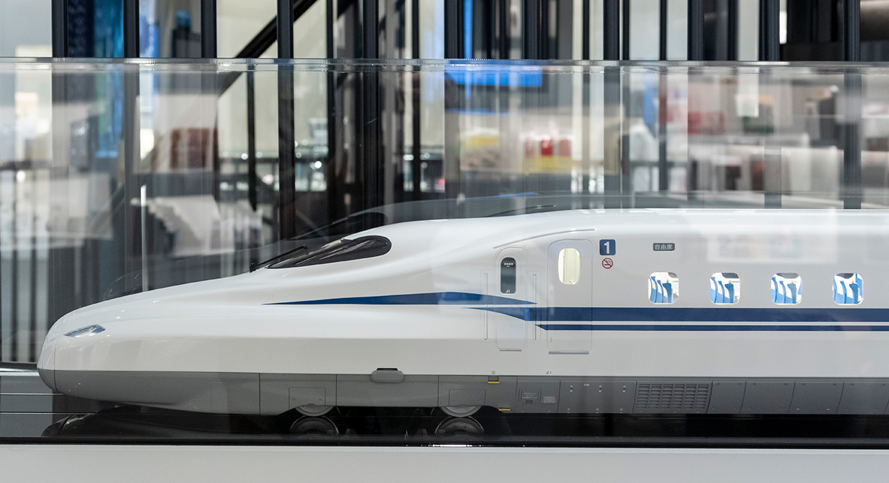 'Series N700S' Shinkansen Model – Japan House London